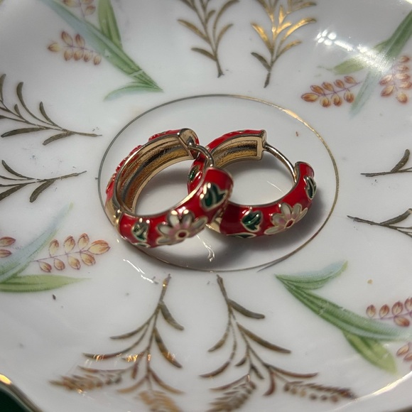 Marshalls | Jewelry | Marshalls Red And Gold Floral Hoop Earrings ...